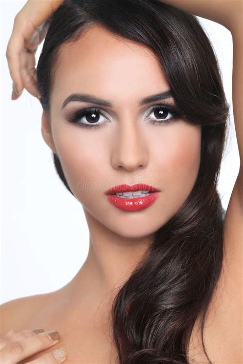 Sinnliche Sch Nheit Auf Einem Wei En Hintergrund Stockfoto Bild Von Augen Getrennt