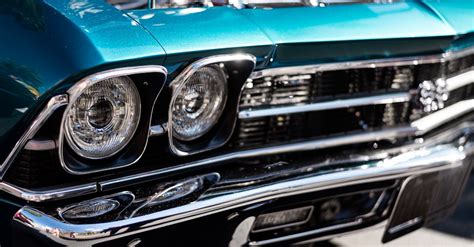 1960 년대 고전적인 디자인 광택 처리 레트로 머슬카 메탈릭 모터쇼 미국 미국 고전 미국 근육 반짝반짝 빛나는 반짝이는 크롬 복고풍 디자인 북미