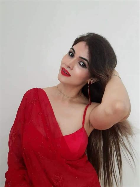 Poonam Yadav R Sareebeauties
