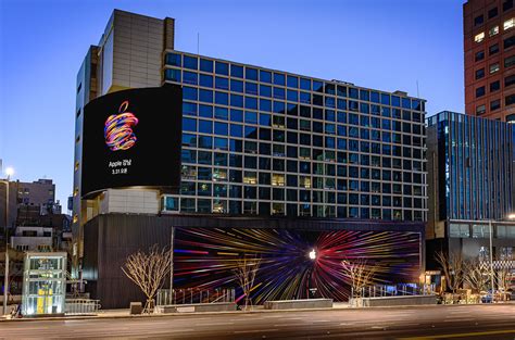 강남 애플스토어 5번째 오픈일 애플 강남 바리케이드 디자인 의미