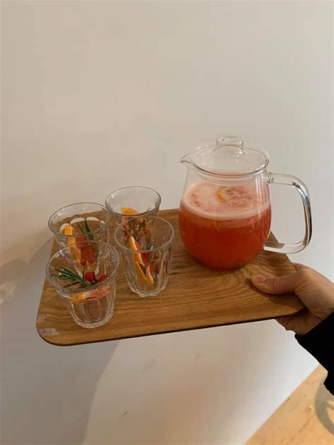 Cafe Bari E 후식으로 즐기기 좋은 자몽티 바리에 ️육각커피 ️양인제과