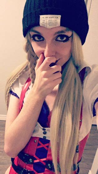 Blonde Trap Luscious