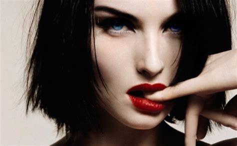 ზოდიაქოს ყველაზე თავხედი ქალები ოქროს სამეული