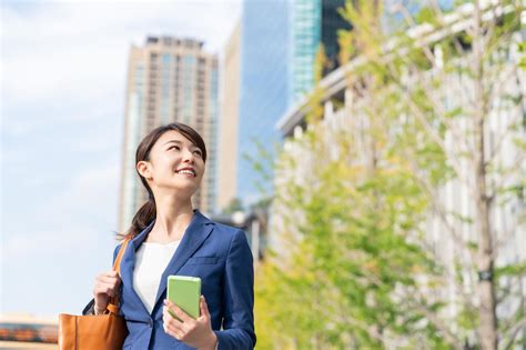 定年まで働く女性は約60％！いつまで働く？どうやって働く？【女性のキャリアプラン】 マネコミ！〜お金のギモンを解決する情報コミュニティ〜