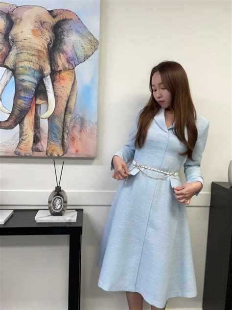 린컴퍼니 바이린샵 하늘색 원피스 코디 5월 여자 봄 패션 추천 라인어디션 이성경 원피스 네이버 블로그