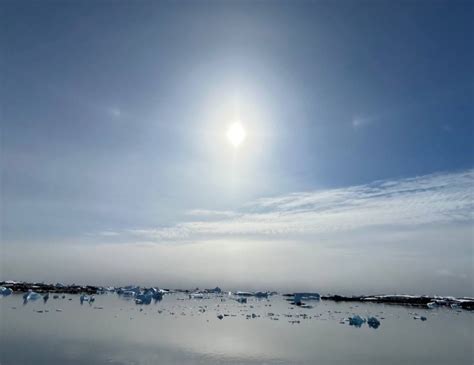 Українські полярники зафільмували дивовижний оптичний ефект