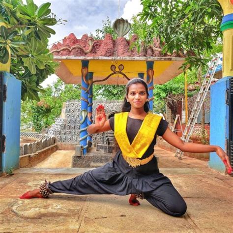 What Is Split Complementary Logomakershop Glossary