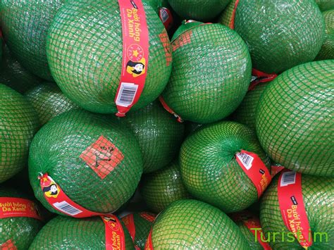 Фрукты Таиланда 🥭 с фото и названиями 2025