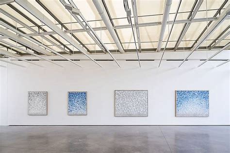 단색화 거장 하종현 화백 프랑스 샤토 라 코스트서 첫 개인전