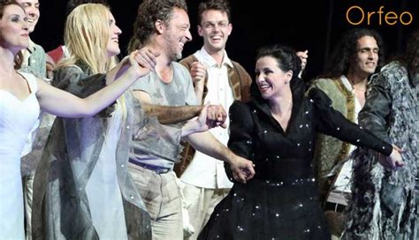 Gallery Anna Bonitatibus