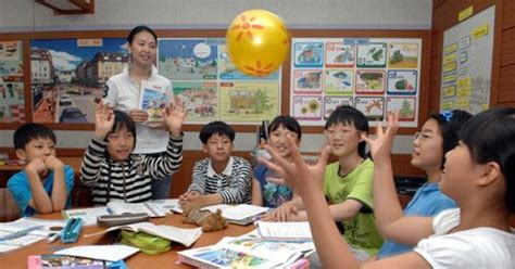 영어 우린 온몸으로 배운다 서울 평화초 전신반응 교수법 큰 효과