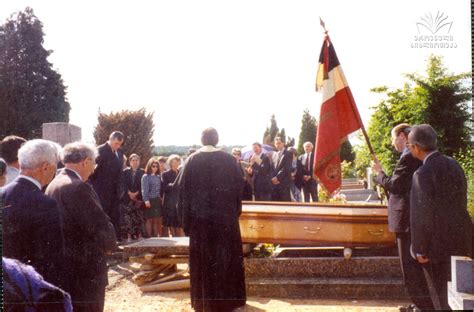 Iverieli გიორგი წერეთლის დაკრძალვის ცერემონია ლევილის სასაფლაოზე