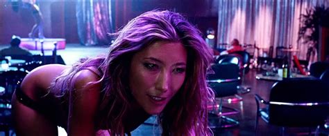 Dichen Lachman Nuda ~30 Anni In Too Late