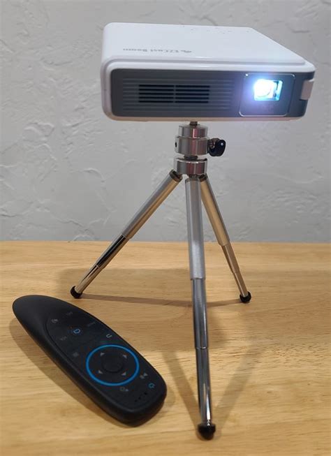 Ezcast Beam J4a Projector Review My Mini Module Makes Mega Movies The Gadgeteer