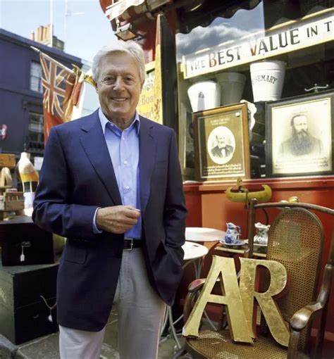Bbc Antiques Roadshows Michael Aspel Felt Forced Out When Replaced By Fiona Bruce The Mirror