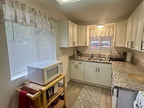 5250 S Pass Rd Sumas Wa 98295 Zillow