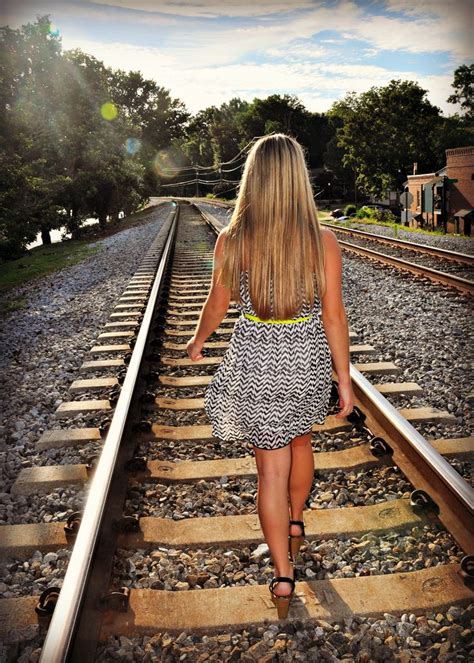Pin Auf Railroad Track