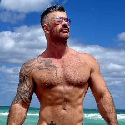 Killian Adam On Twitter NewProfilePic Https T Co QzF5aJFi5C Twitter