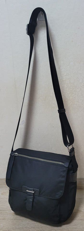 투미 Tumi 크로스백 보조가방 여행가방 세컨웨어 헬로마켓