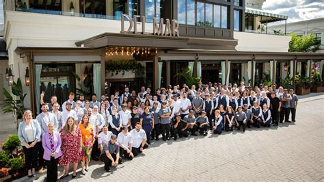 Cameron Mitchell Opens Restaurant In Easton