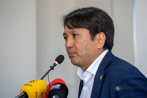 Т Доржханд Одоо би УИХ д найзгүй болсон би л 40 их наядыг гаргаж ирээд жагсаал болгож