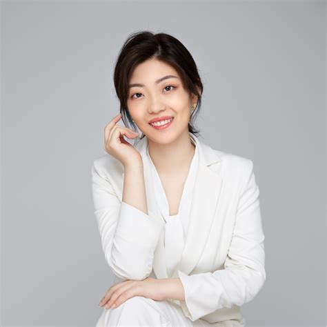 Lillian Zhang Linkedin