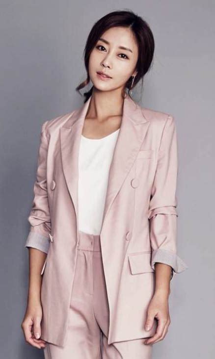 Filelee Ji Hyun 1983 P2 Asianwiki