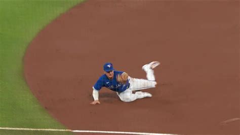 Matt Chapman Lays Out To Make A Nice Diving Stop 06242023
