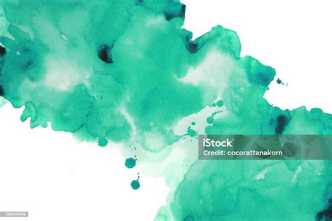 백서 배경에 비리디안 그린 수채화 손페인팅과 스플래시 추상적 질감 거친에 대한 스톡 사진 및 기타 이미지 거친 공휴일 그라데이션 Istock