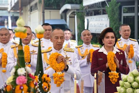 บิ๊กต่อ สักการะสิ่งศักดิ์สิทธิ์ในรั้วสตช ในโอกาสเข้ารับตำแหน่งผบ ตร คนที่ 14