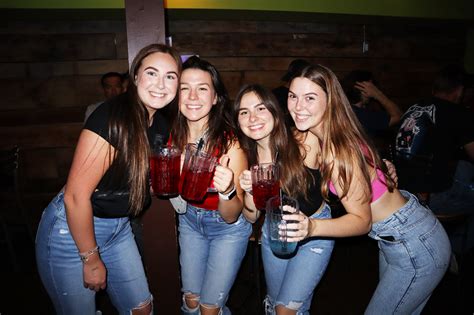 TREEHOUSE BAR AND GRILL Home TREEHOUSE BAR AND GRILL Home