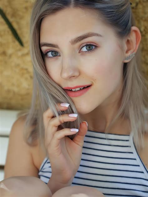 Eva Elfie Hd Enlarge Highlandereyes Eva Elfie Clean Sweep Eva Elfie Clean Sweep