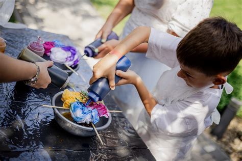 Дитячі свята Vip рівень організації свята Клоуни на дитяче свято Дитячий день народження Київ