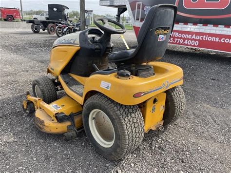 Cub Cadet 3240 Auction Results In Markleville Indiana