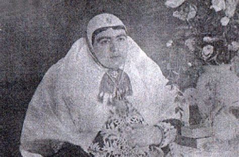 زندگی متفاوت اولین زن روزنامه‌نگار تهرانی عکس