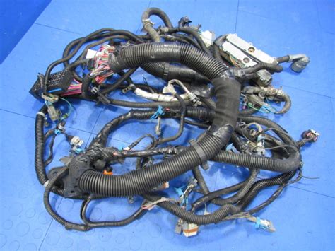 06 Chevrolet Tahoe 5 3l Lm7 4x4 Engine Wire Wiring Harness Vin “t” Oem
