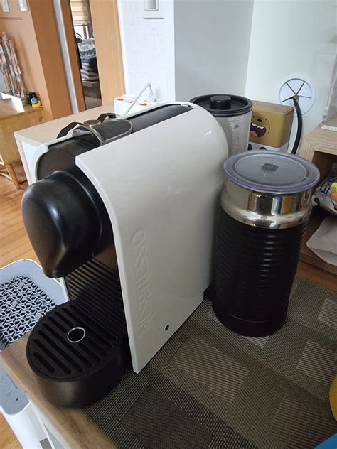 네스프레소 커피머신 C55 당근 중고거래