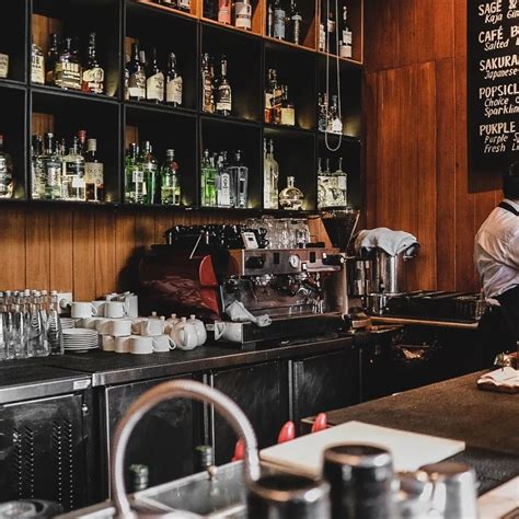 10 Bar Di Scbd Buat Hangout Sambil Minum Minum Nibble