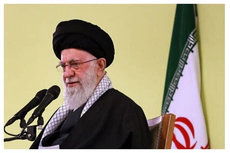 ورود رهبر انقلاب به حسینیه امام خمینی ره فیلم