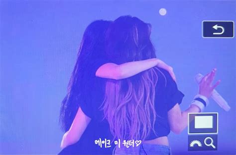 Pin Oleh Di ITZY ITZY