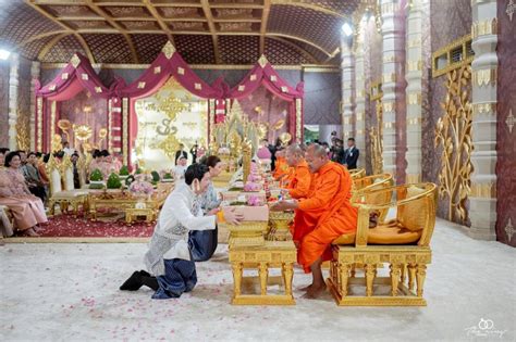 រោងជ័យមង្គលការកូនស្រីឧកញ៉ា កែវ មុំ និងកូនប្រុសសម្ដេច សុខ អាន តុបតែងដូចប្រាសាទព្រះវិហារ