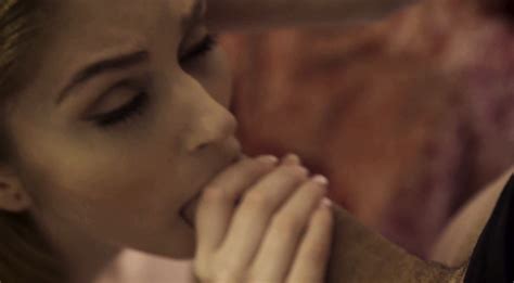 Hot Door Dash Guy Le Da A Bunny Colby Una Gran Propina Eporner