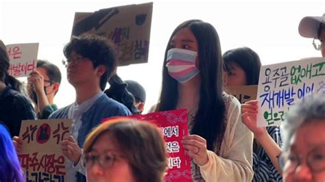 අපි මෙතනින් ගියොත් අපිව වෙනත් අපරාධවලට නිරාවරණය වෙනවා කොරියානු ලිංගික ශ්‍රමිකයින් Bbc