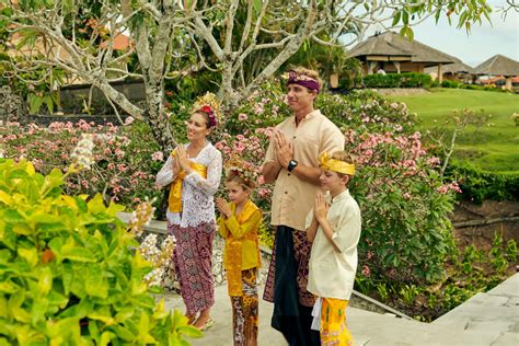 발리 전통 의상 체험 Experiences Ayana Bali 아야나 발리