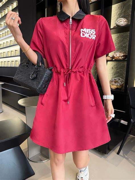 Riche Riche Added A New Photo