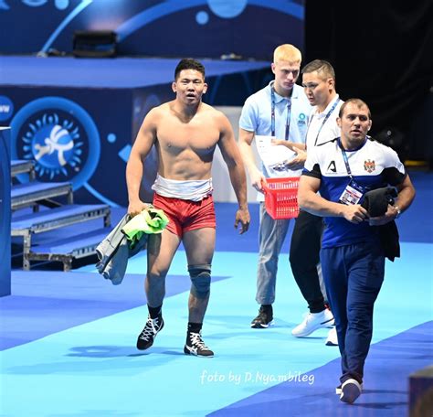 Чөлөөт бөх Б Бат Эрдэнэ Молдавын бөхөд ялагдлаа