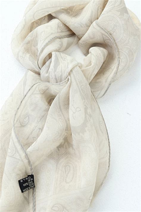 F 에트로 실크 스카프 페이즐리패턴 명품 흰색 아 헬로마켓