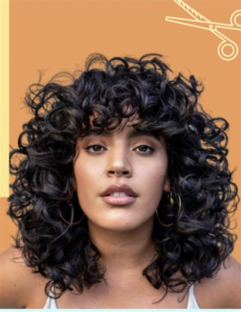 Pin By Meredith Bg On Hairstyles Curly Hair Styles Curly Hair Cuts