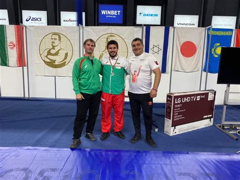 Борец на Черноморец спечели бронзов медал от турнира Дан Колов