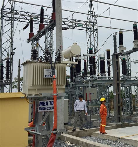Transformer On The Column